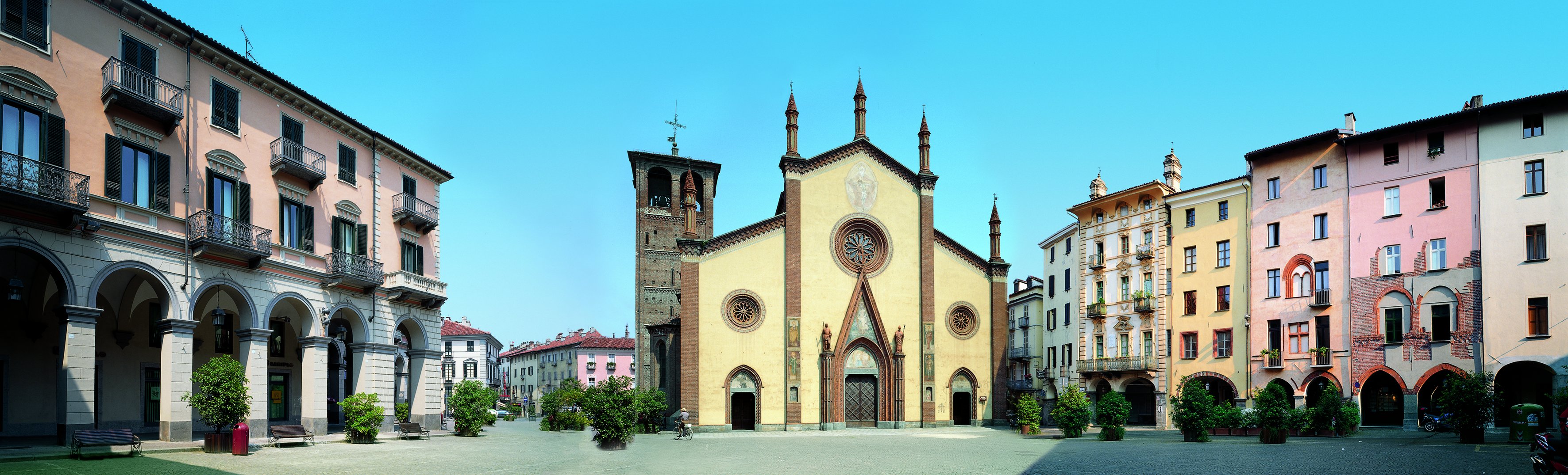 Pinerolo ore 22 del 08/07 - la Partenza - 20K UltraTrail